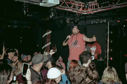 Pour toujours, Sir Pathétik | URBANIA